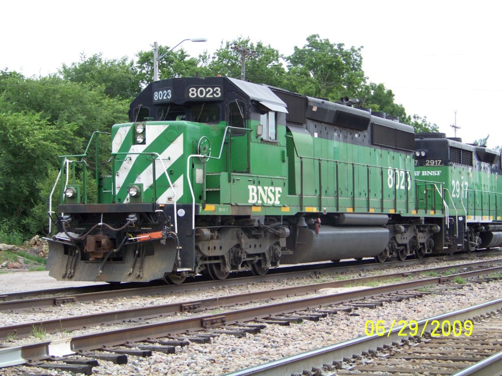 BNSF SD40-2 8023